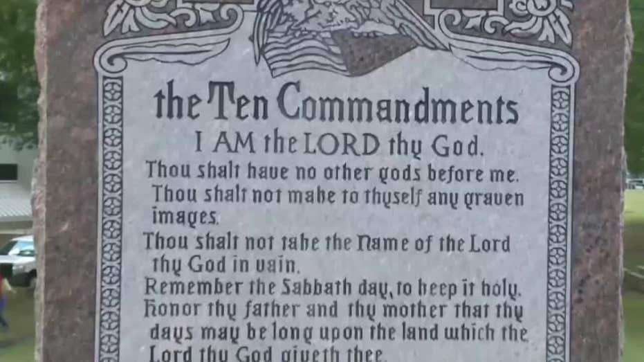 Texas Ten Commandments Case Heads to 5th Circuit Court of Appeals: What ...