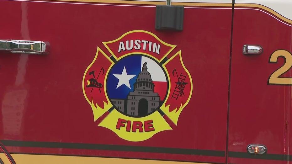 Massive Fire Engulfs South Austin Building, Prompting Heavy Police and ...